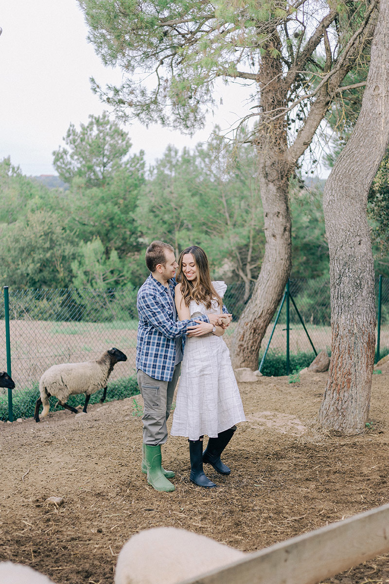 Farm Engagement Session | Lena Karelova Photography